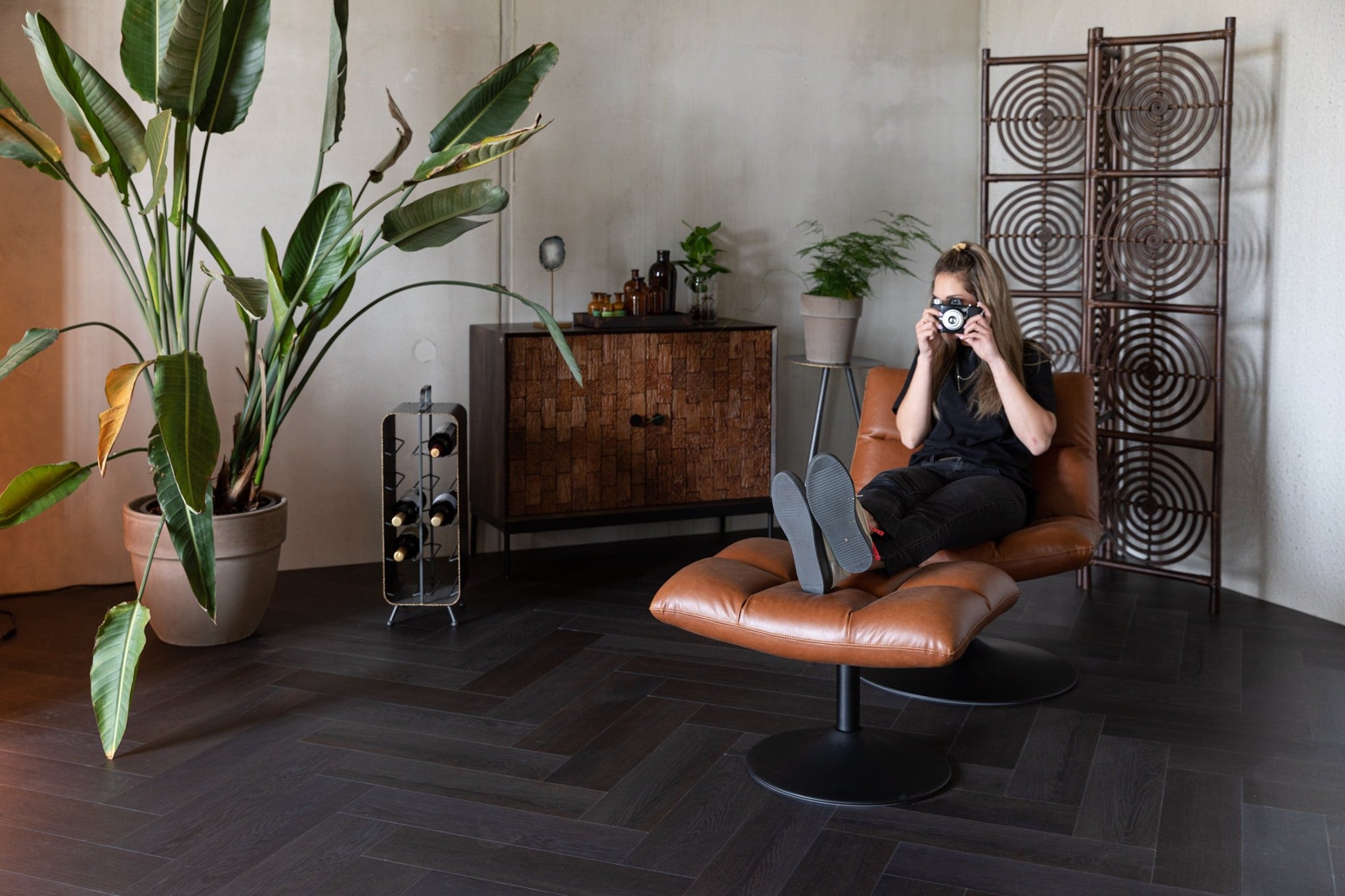 Leather chair lounge store